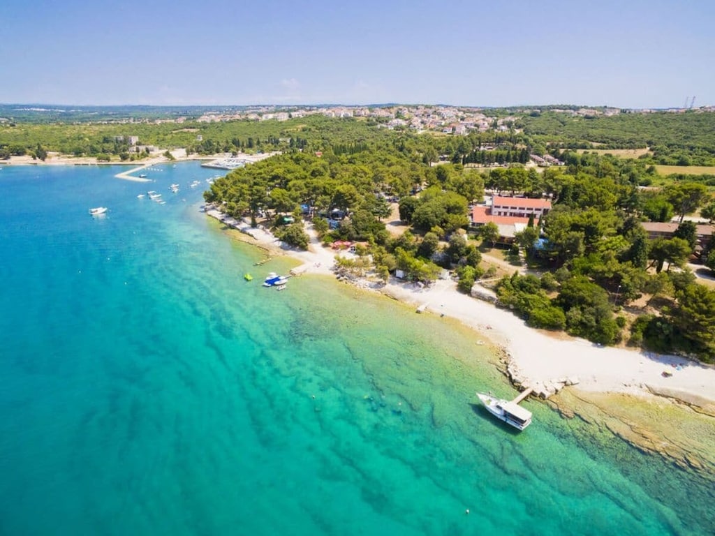 536346 - Pula