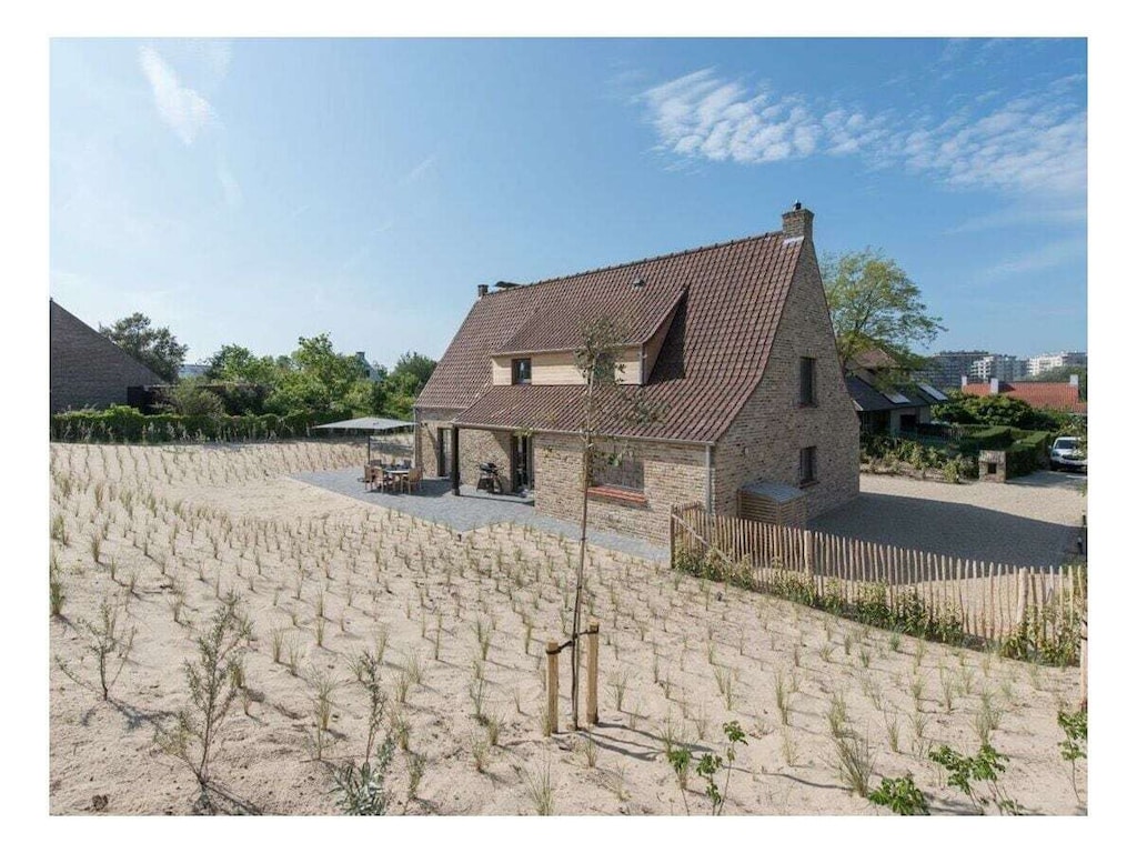 381615 - De Panne