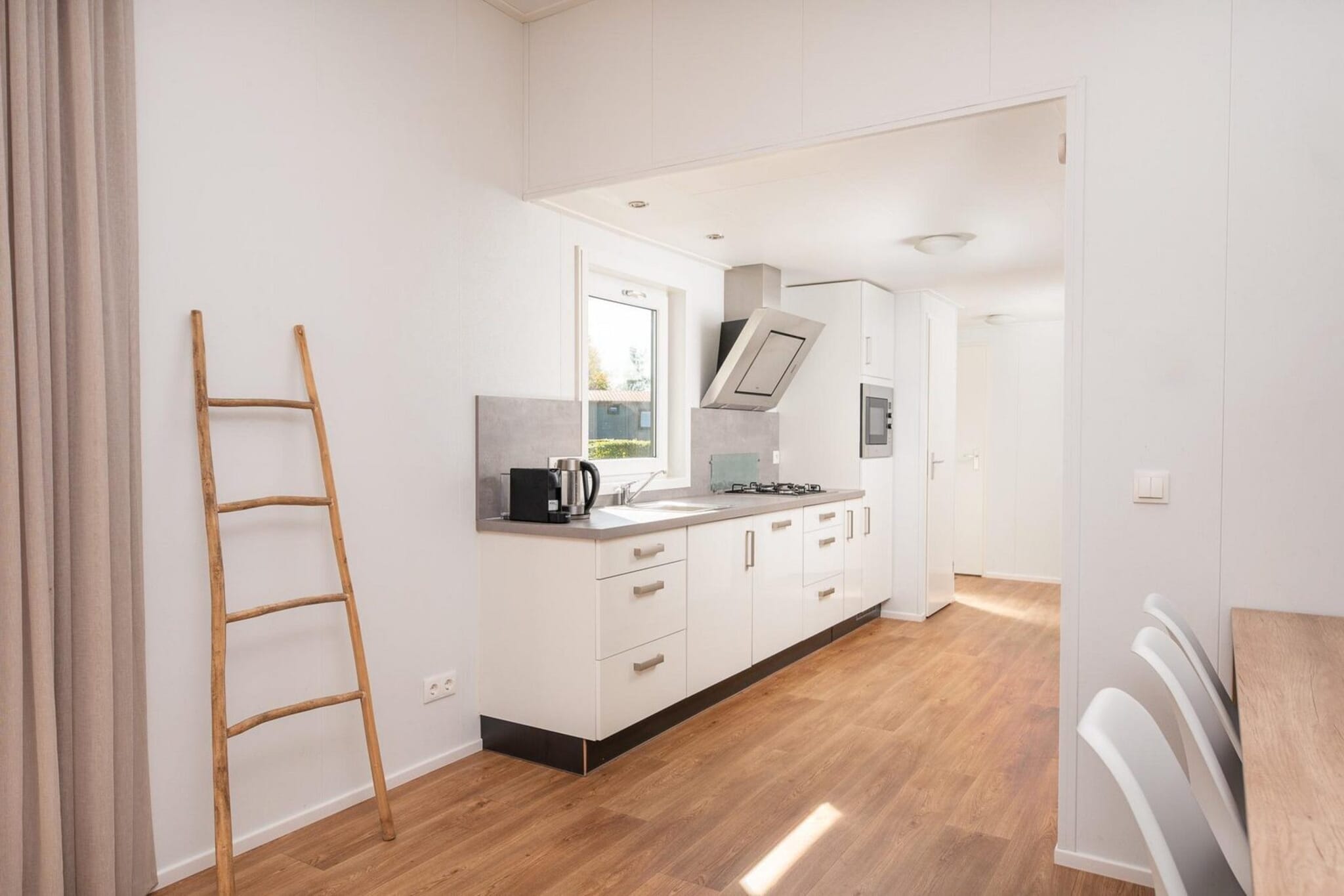 River Cabin with hot tub | 6 people | Vakantiehuisjes.nl