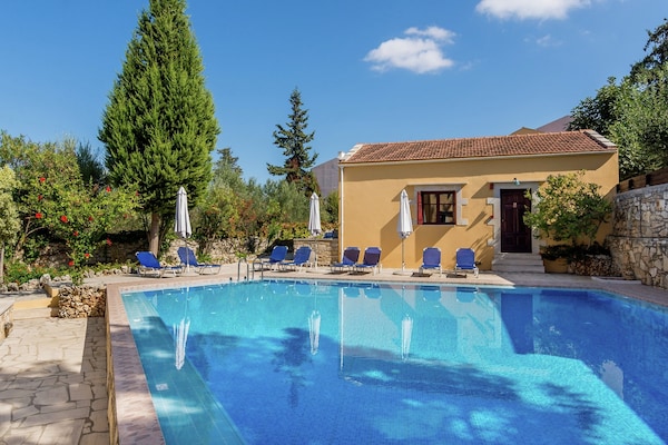 Heliopetra House - Grèce