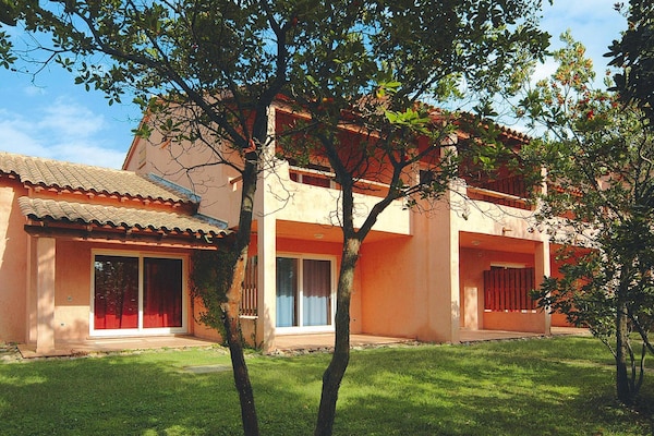 Résidence Marina Di Pinarello In Marine De Pinarello // Quadri - 4 Pcs - 8 Pers Dsb - Korsika