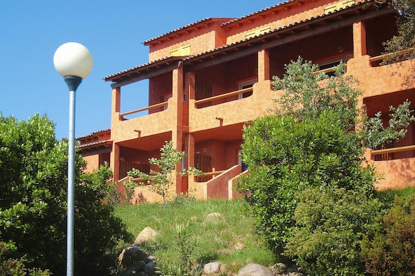 Résidence Marina Di Pinarello In Marine De Pinarello // Trilo 6 - Korzika