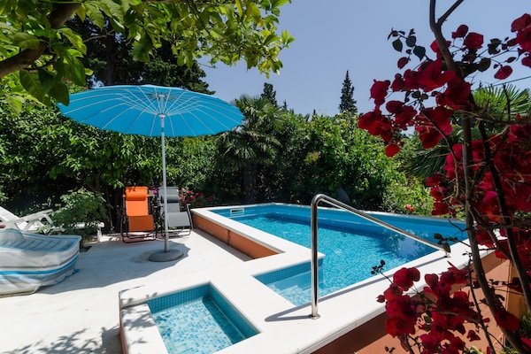 Villa Gemma - Four Bedroom Villa With Terrace And Swimming Pool - Mlini