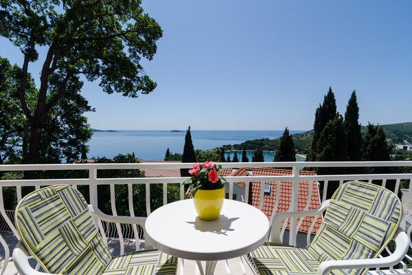 Apartments Marmo - Comfort One Bedroom Apartment With Balcony And Sea View (Apartman 2) - Mlini