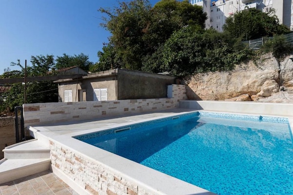 Guest House Kusalo- One Bedroom Apartment With Terrace (Apartman 4) - Dubrovnik