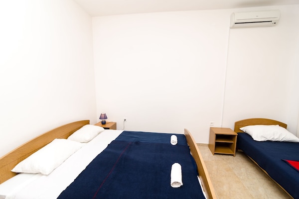 Guest House Kiko - Studio (A3) - Pomena