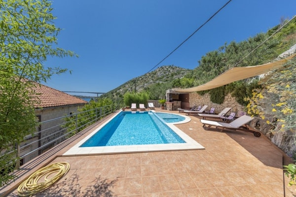 Villa Gradi-five Bedroom Villa With Outdoor Pool - Dubrovnik