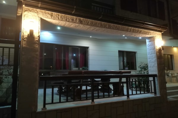 Guest House San Antonio-one Bedroom Apartment With Balcony No.2 - Porto Tolero
