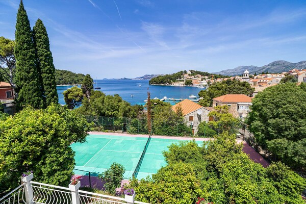 Apartments & Rooms Mara & Petrunjela - One Bedroom Apartment With Garden  (Apartman S Pogledom Na Vrt) - Br. 6 - Cavtat