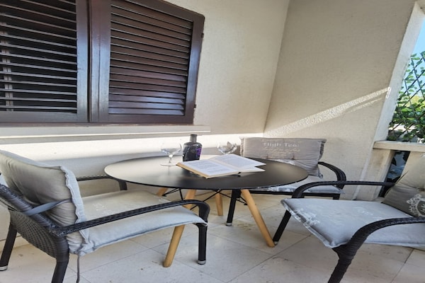Apartment Tina - One Bedroom Apartment With Terrace - Smokvica