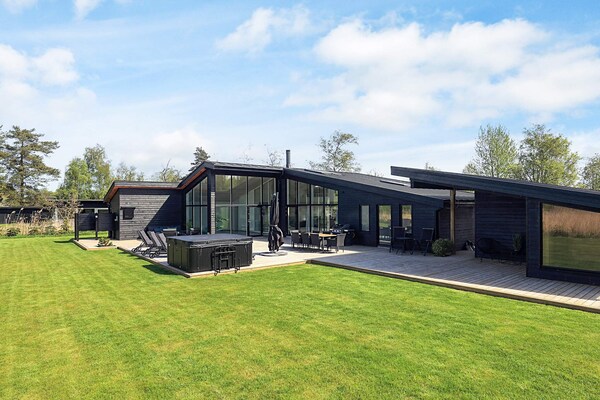 8 Personen Ferienhaus In Væggerløse-by Traum - Ostsee