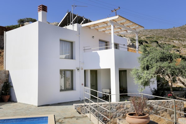 Mourtzanakis Eco Residence Achlada - Villa - Greece