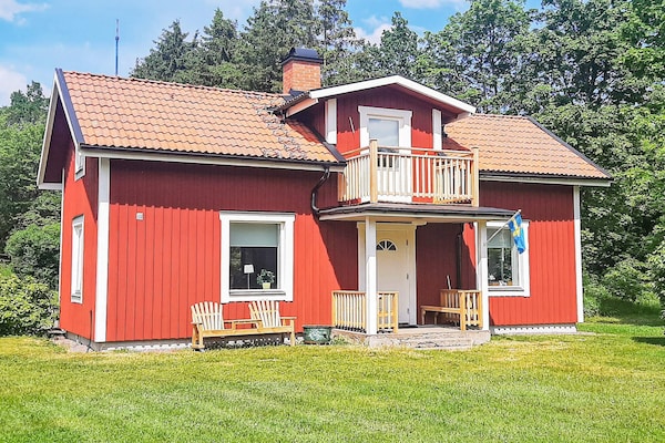 7 Personen Ferienhaus In Motala-by Traum - Motala
