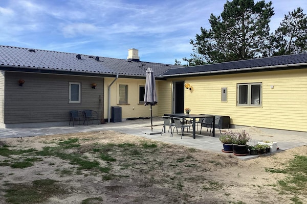 8 Personen Ferienhaus In Blåvand-by Traum - Blåvand
