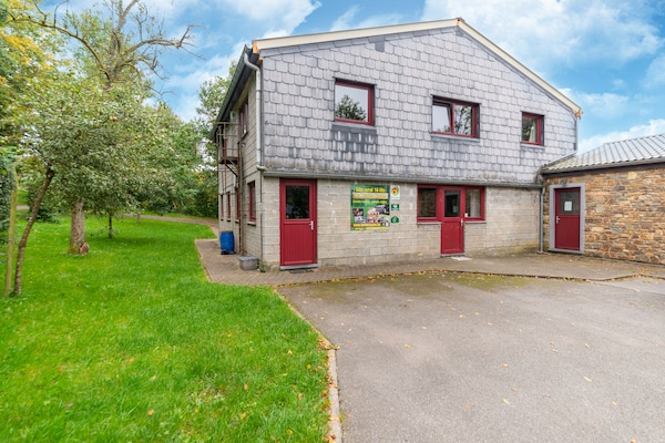 Magnifique Habitation Pour 16 Personnes à Wanne - Trois-Ponts