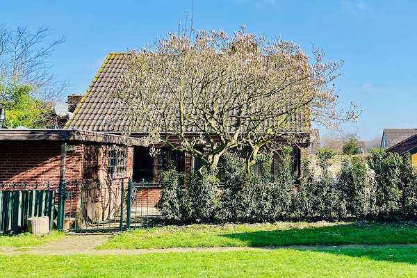 Familiehuis In Noordwijkerhout - Lisse