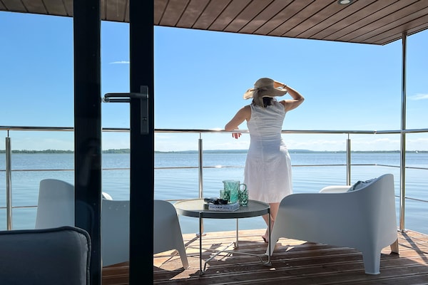 Domek Na Wodzie Dla 3 Osób - Mielno