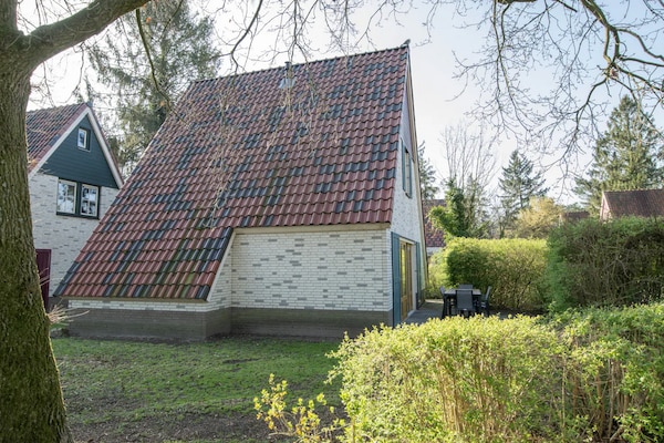 Vakantiepark De Katjeskelder 25 - Breda