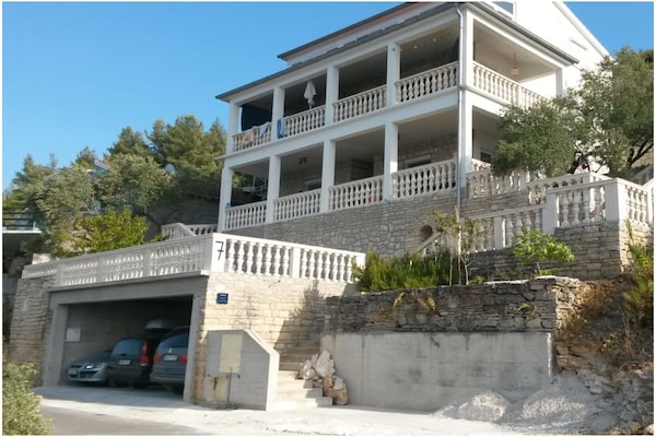 253669 - Korčula Island