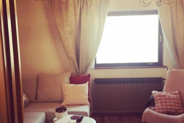 Holiday Home With Three Bedrooms And Garden - Pago