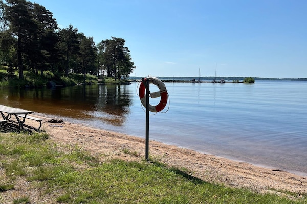 4 Star Holiday Home In Karlsborg - Karlsborg