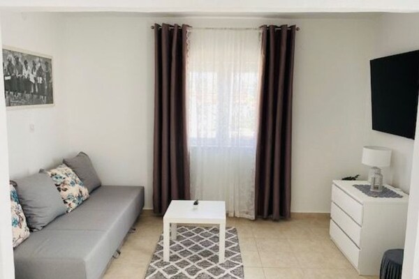 Villa Brazza - Studio Apartment A1 - Milna