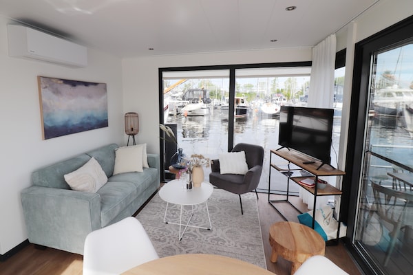 Houseboat Refugio - Lemmer