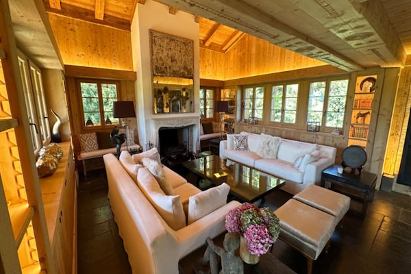 Divine Gstaad Chalet In Pure Elegance - Zweisimmen