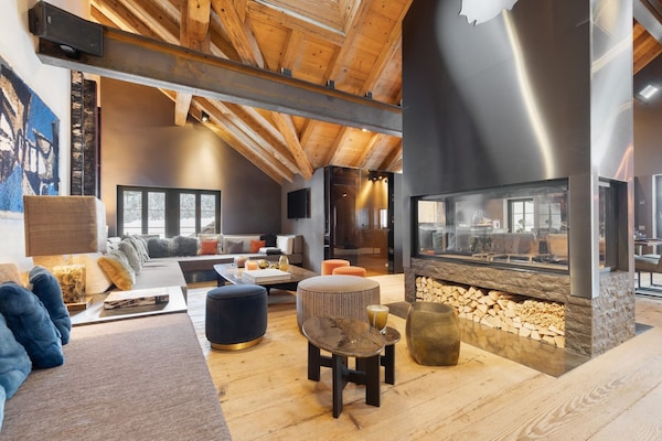 Modern Luxury Duplex In Central Gstaad - 格施塔德