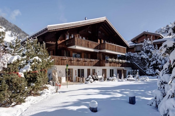 7-bedroom Chalet Private Pool And Stunning Views - Gstaad