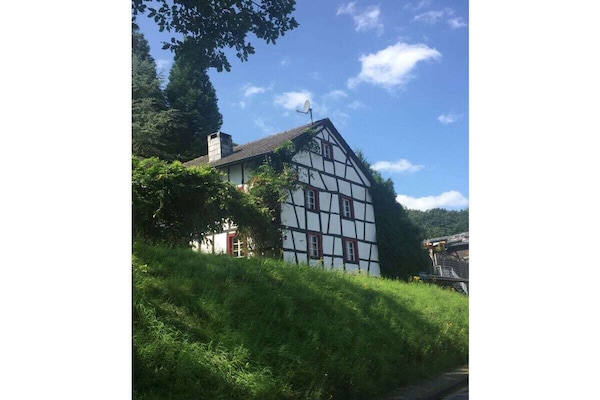 475169 - Monschau