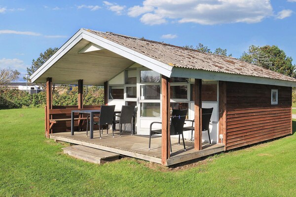 Hübsche Hütte Im Campingresort - Løkken