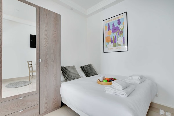 Cb-51-lenoir - ibis Paris Bastille Faubourg St Antoine