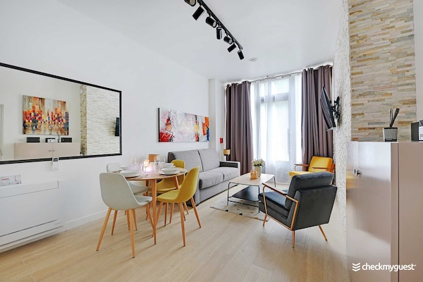 Db-88-rochechouart-rdc - Paris