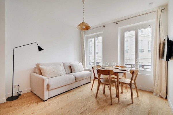 Sg-137-montmartre - ibis Paris Grands Boulevards Opéra 9e
