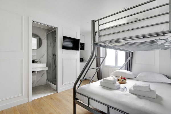 Sr-30-boulanger-2 - Paris