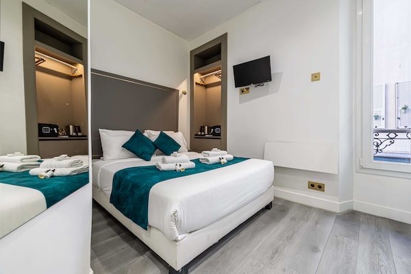 Ma-6-negrin-1 - Cannes