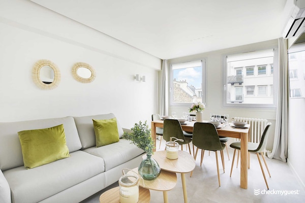 Fdlz-25-ponthieu-1 - Av. des Champs-Élysées, Paris
