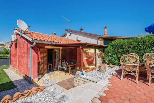 Apartment Milena- Visnjan With Pool - Istrie