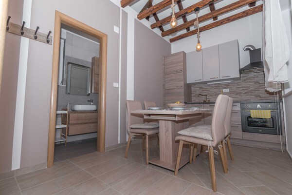 Apartment Ivan - Two Badroom Apartment With Hot Tob - Šibenik