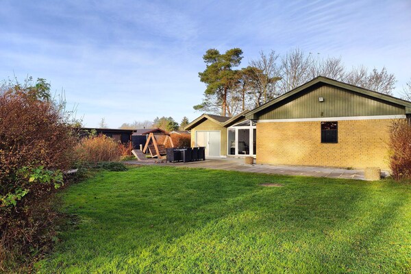4 Esrellas Case En Hals - Hou