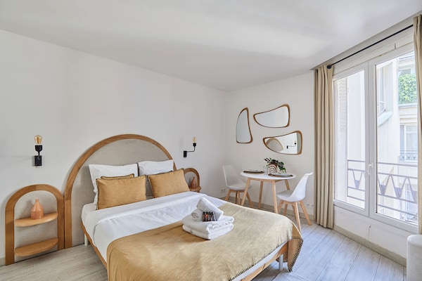 Serbie 25 - Paris 8e Arrondissement