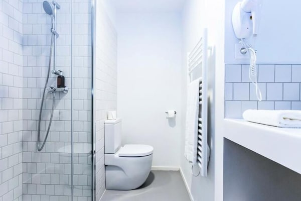 Appart'hôtel Odalys Paris Xvii - ibis Paris 17 Clichy-Batignolles