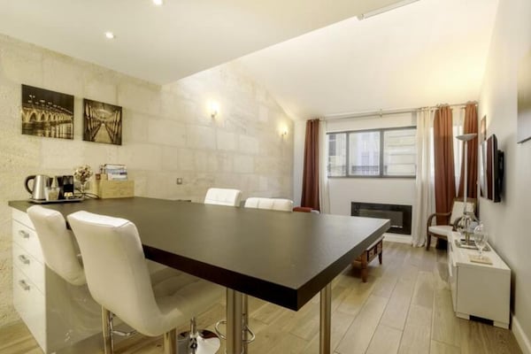 Superbe Duplex De Qualit&eacute;, En Hypercentre Avec Rooftop Et Climatisation - Bordeaux