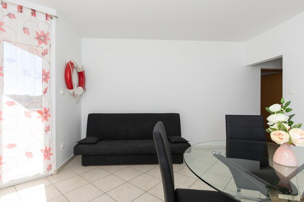 Scenic Elegant Apartments Krk With Balcony And Pool - Classic Two Bedroom Apartment With Balcony And Pool (Owner 2) - Krk