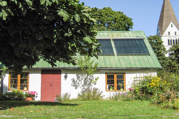 5 Person Holiday Home In Stenkyrka - 고틀란드 주
