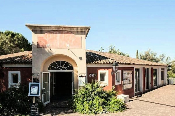 Les Bastides Aux Restanques Du Golfe De St Tropez - Maeva Home - Grimaud