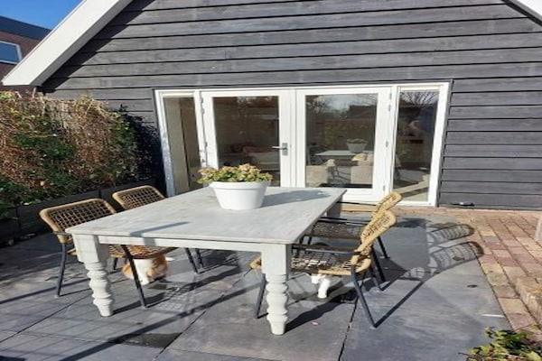 Dorpsstraat 13 - Noord-Holland