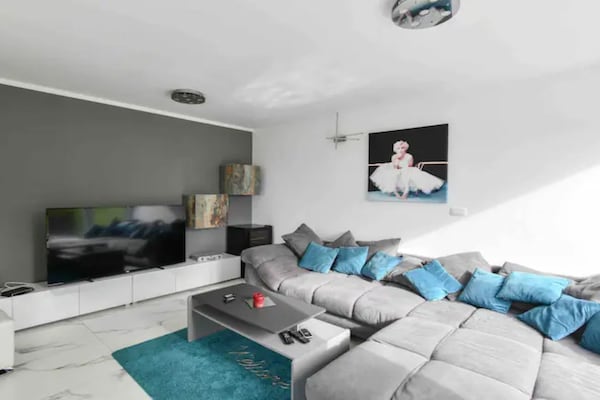 Villa Marylin Monroe - Four Bedroom Villa - Crikvenica