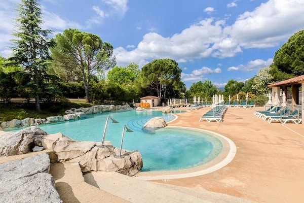 Village Le Rouret - Maeva Home - Grospierres